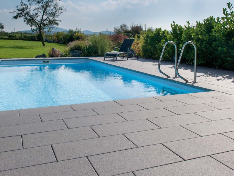 Pooleinfassungen | Beton Manufaktur | Metten Stein+Design