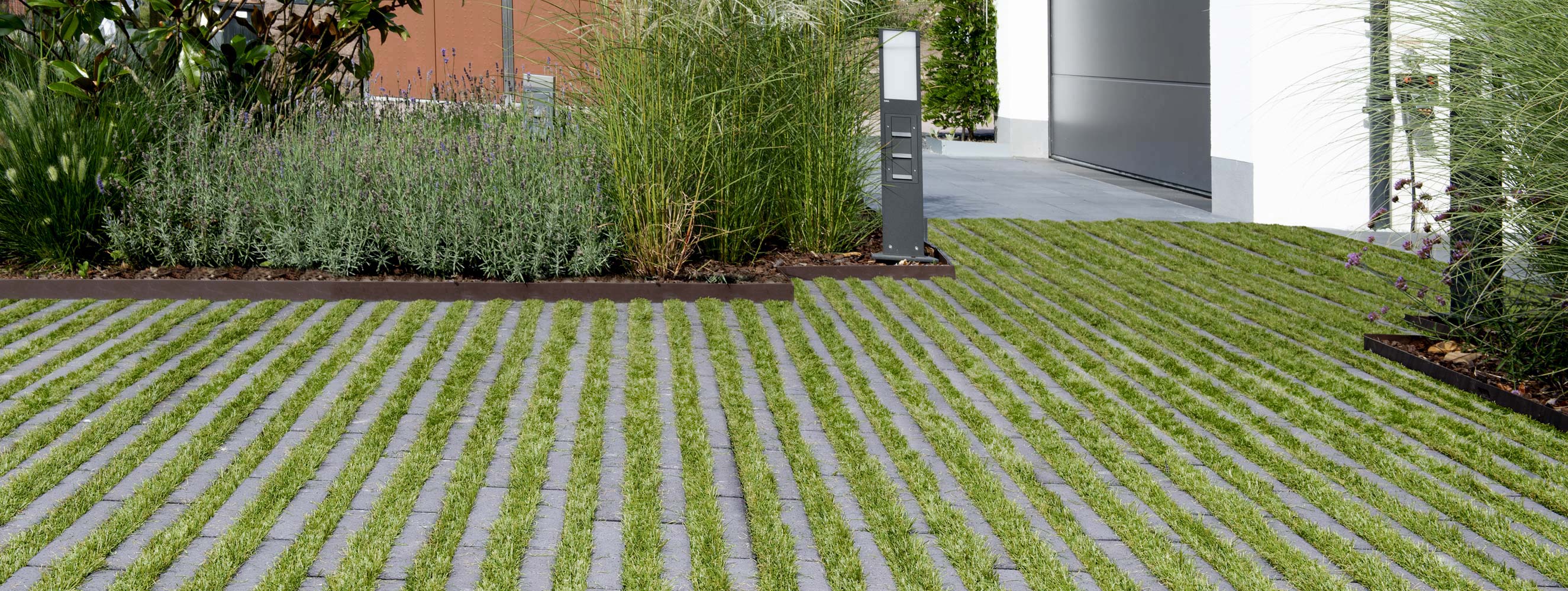 Pflastersteine für Garten, Wege und Hauszufahrten