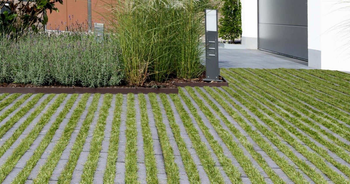 Greenline Pro | Rasenfugensteine | Metten Stein+Design